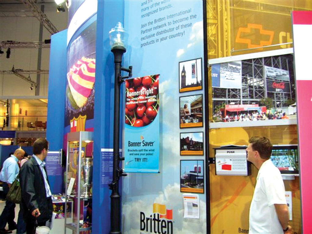 Internally illuminated banner systems for various applications ...